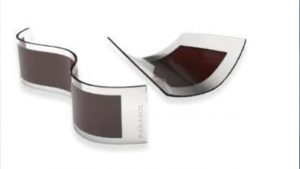 Mahasiswa FTUI Manfaatkan Limbah Plastik Jadi Panel Surya Roll